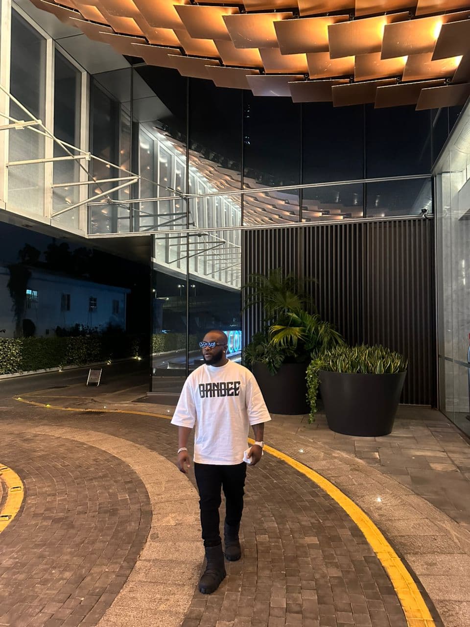 Dandee Official Site - Luxury and Fashion Lifestyle.